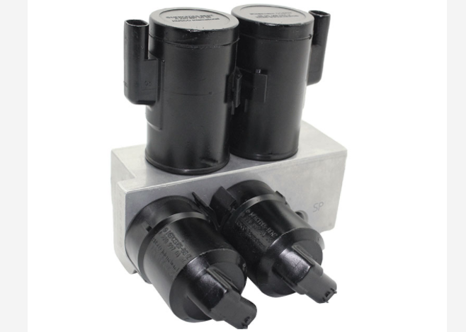 2203200358 Pressure Control Valve Block For Mercedes Benz W220 W215 ...